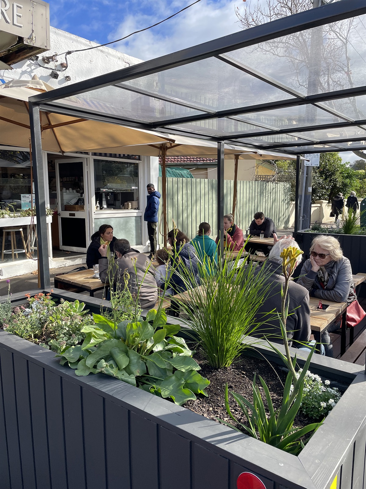 Parklet supports local business | Mirage News